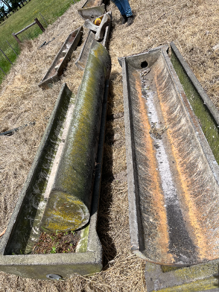 Lot 191 - Concrete Livestock Trough | AuctionsPlus