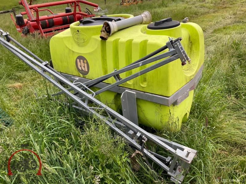 Lot 7 - Rapid spray 600lt, C/W 6m boom, hose reel and spray gun ...