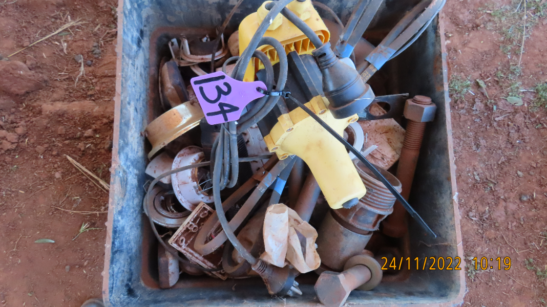 Lot 134 - Davey Pump Part & Assorted Goods | AuctionsPlus