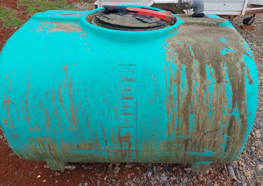 Lot 82 - Rapidplas 1000L Spray Tank | AuctionsPlus