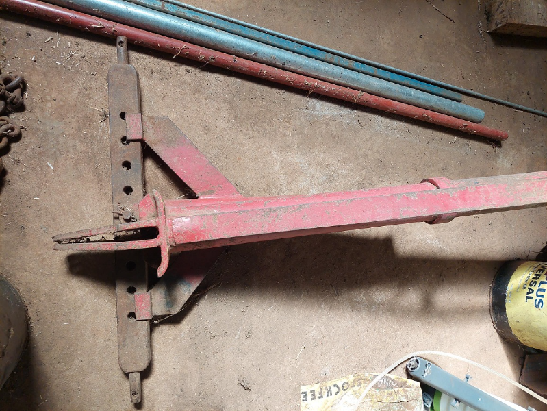 Lot 72 - Massey Ferguson 3 Point Linkage Gib | AuctionsPlus