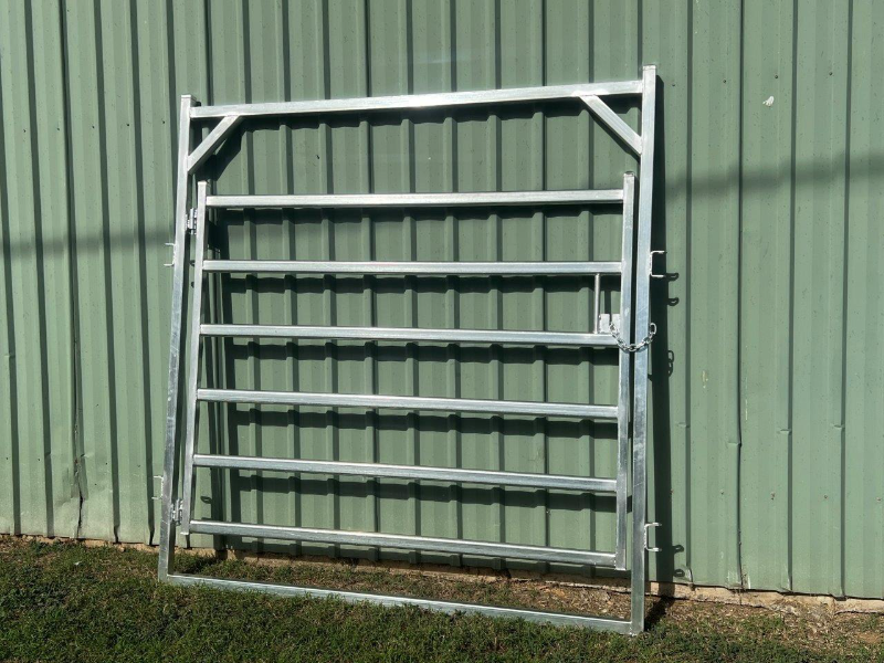 Lot 88 - CATTLE YARD GATE IN FRAME | AuctionsPlus