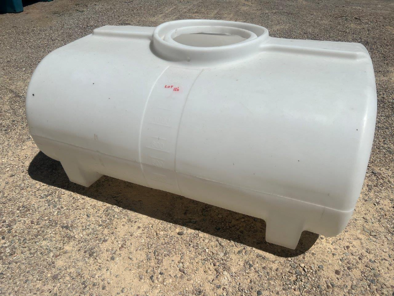 Lot 126 - 1200L SPRAY TANK | AuctionsPlus