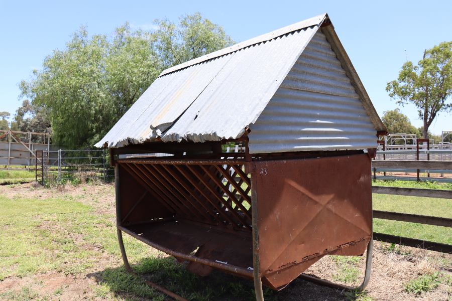 Lot 23 - 9' Covered Hay Feeder | AuctionsPlus