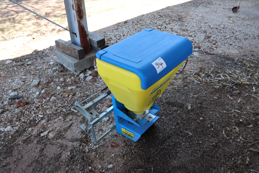 Lot 34 - Cdax Slug Master 12V and Mounting Bracket | AuctionsPlus