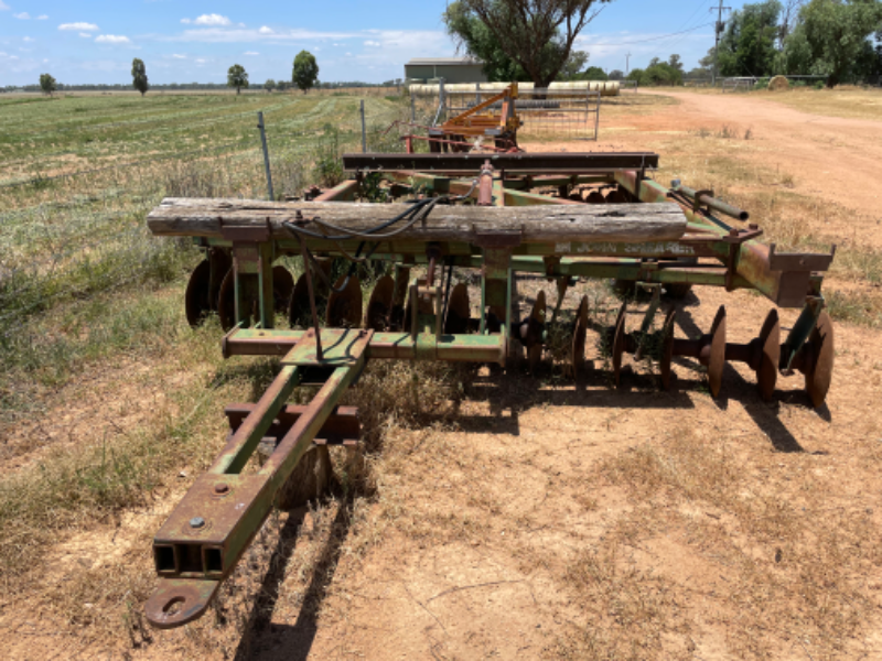 Lot 45 - Shearer disc plough | AuctionsPlus