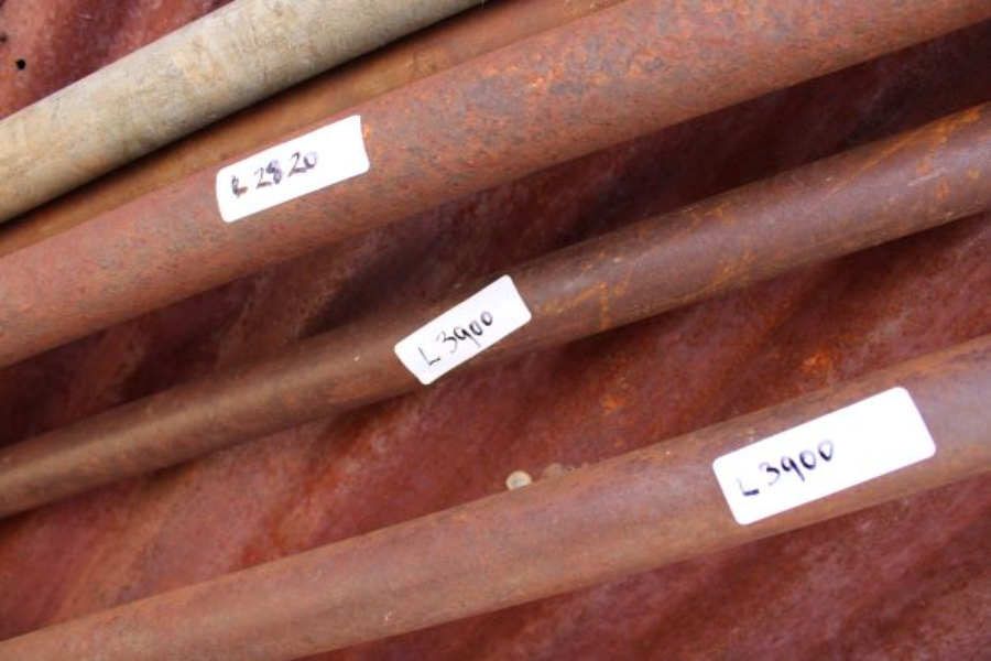 Lot 153 - Variety of Gal Pipe | AuctionsPlus