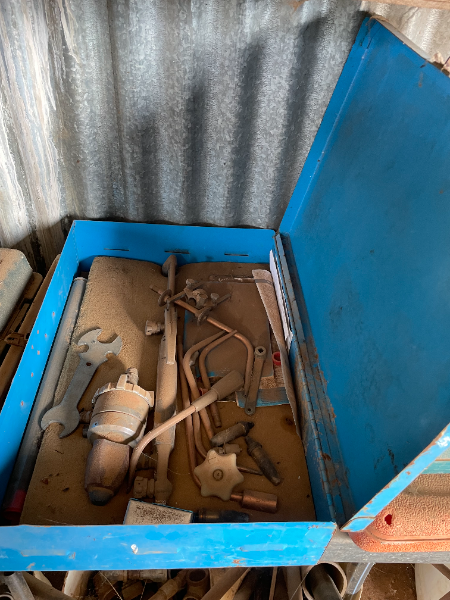 Lot 73 - Oxy cutting kit Blue box | AuctionsPlus