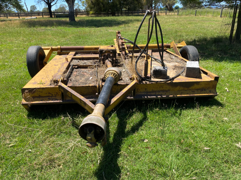 Lot 12 - 7 foot Page Heavy Duty Slasher. | AuctionsPlus