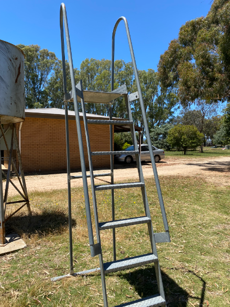 Lot 24 - Steel Ladder for Fuel Tank Filling. | AuctionsPlus
