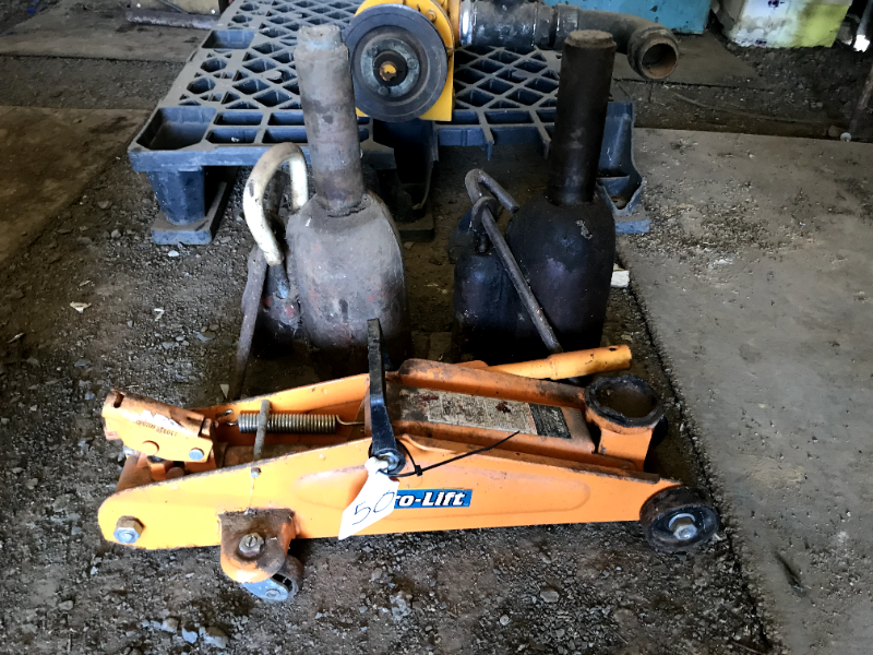 Lot 50 - Hydraulic Jacks & Trolley Jack | AuctionsPlus