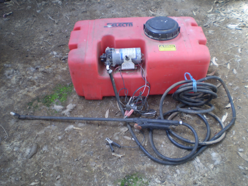 Lot 63 - 50 litre Selecta Spray Unit for 4 Wheel Motorbike. | AuctionsPlus