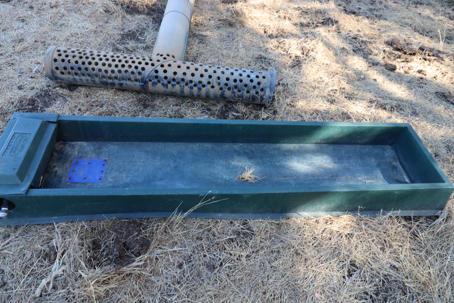 Lot 21 - Polymaster Water Trough | AuctionsPlus
