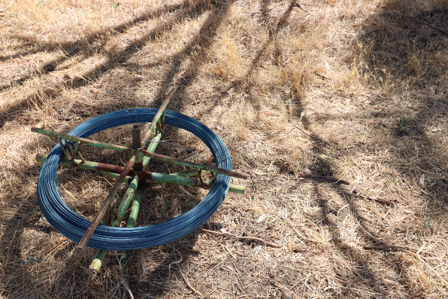 Lot 50 - Wire Spinner & Wire | AuctionsPlus