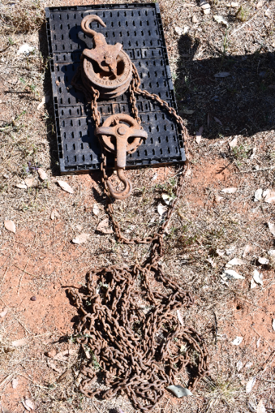 Lot 277 - Western endless chain | AuctionsPlus