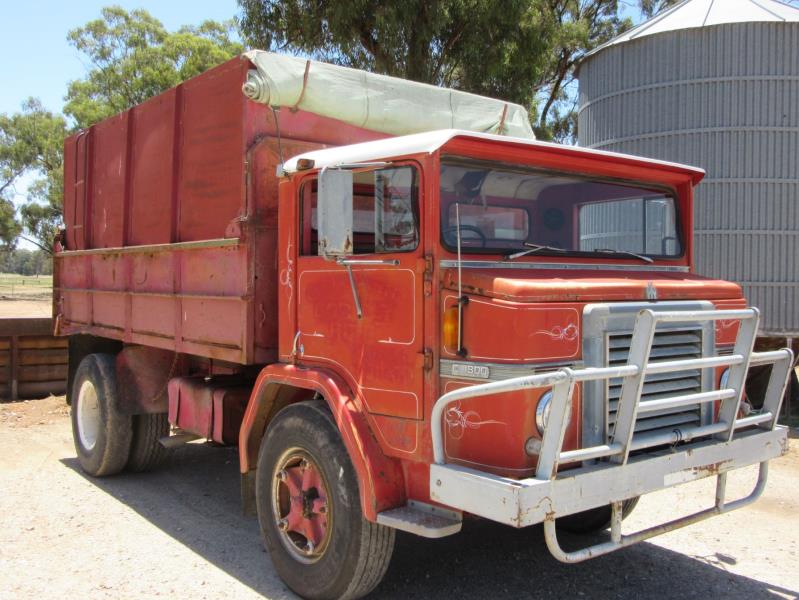 Lot 11 - Tipper Truck | AuctionsPlus