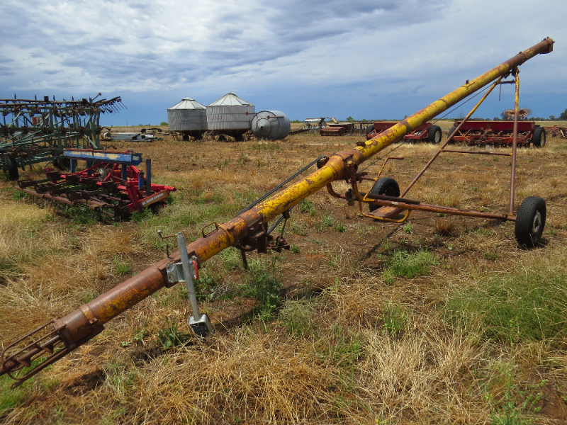 Lot 40 - Mobilco 30’x6” auger | AuctionsPlus