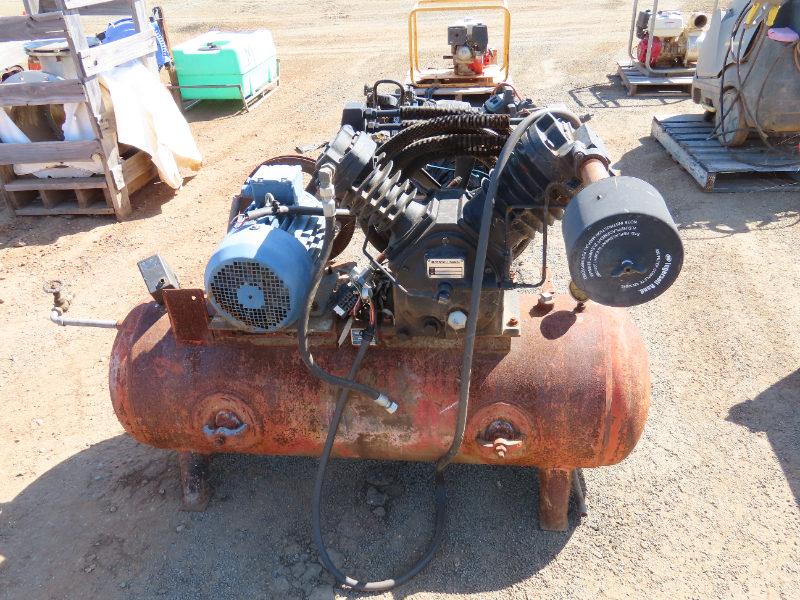 Lot 45 - Compressor | AuctionsPlus