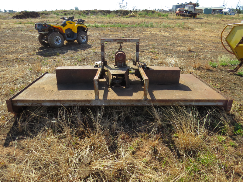 Lot 51 - Stanyer 10ft three-point linkage slasher | AuctionsPlus