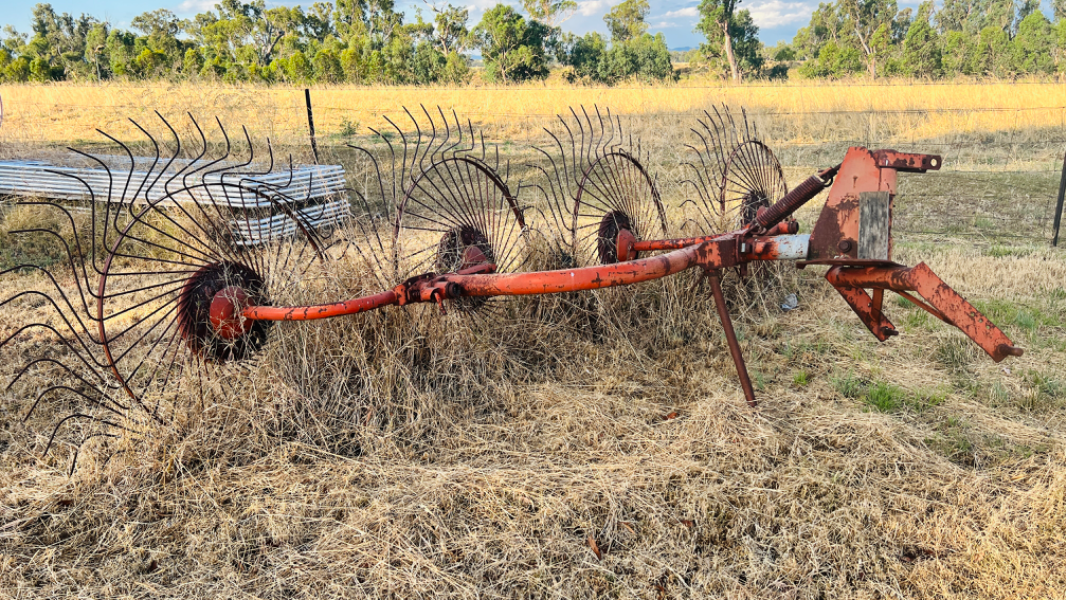 Lot 24 - Hay Rake 3PL | AuctionsPlus
