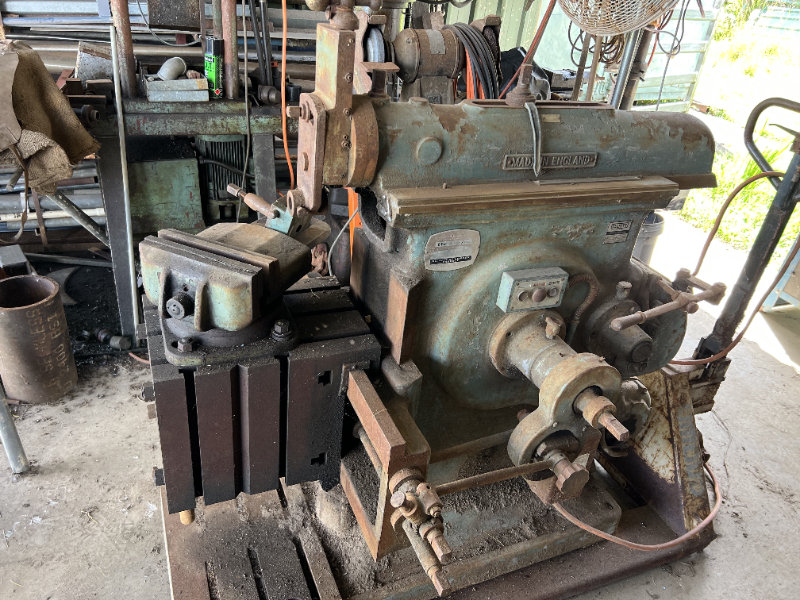Lot 158 - Elliot 18S metal shaper | AuctionsPlus
