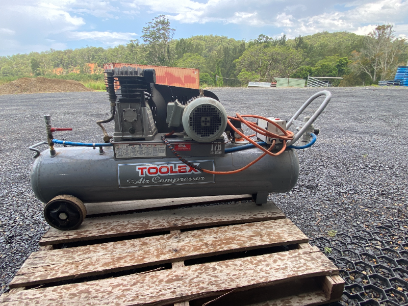 Lot 162 - Toolex 3 phase air compressor (no reserve) | AuctionsPlus