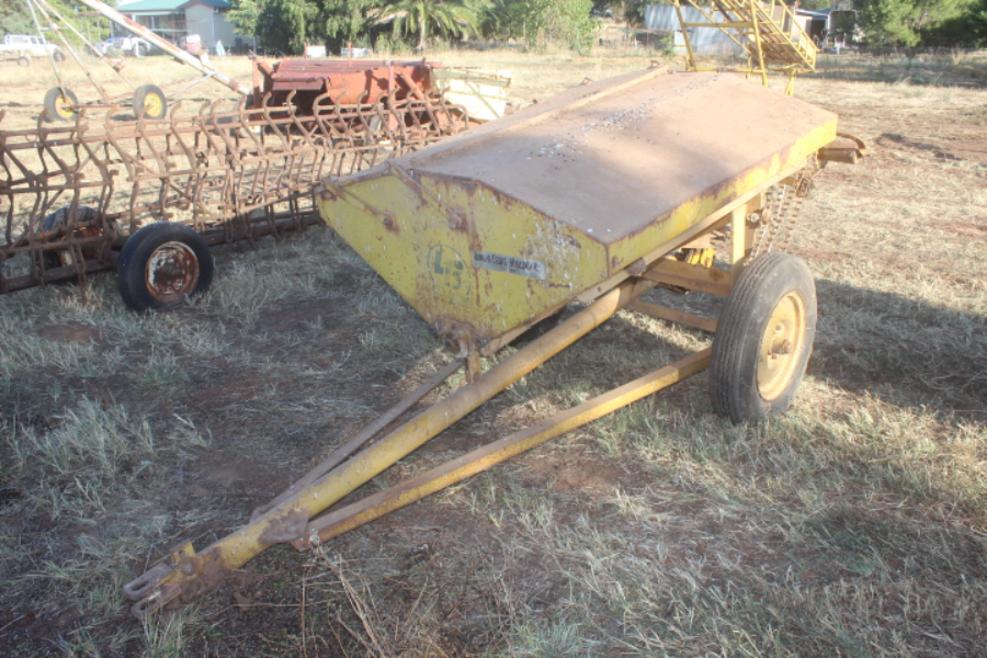 Lot 48 - Dangar Gedye Super Spreader | AuctionsPlus