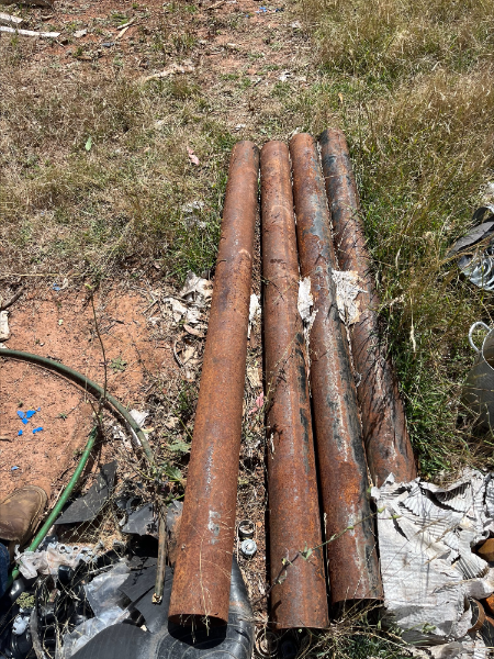 Lot 30 - Strainer Posts | AuctionsPlus