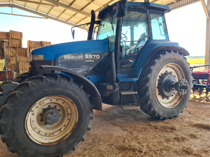 Lot 73 - New Holland 8970 Tractor | AuctionsPlus