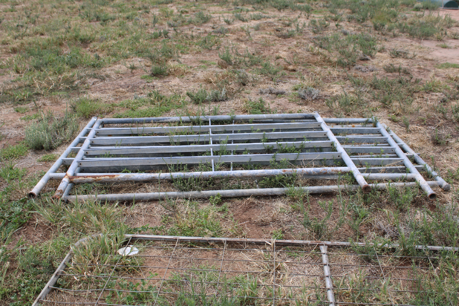 Lot 52 - Gates | AuctionsPlus