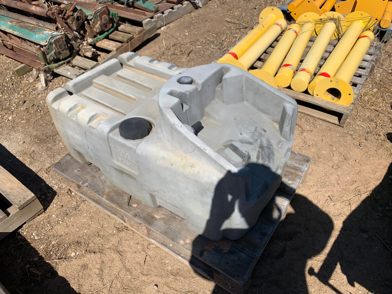 Lot 49 - 200 LITRE FUEL POD | AuctionsPlus