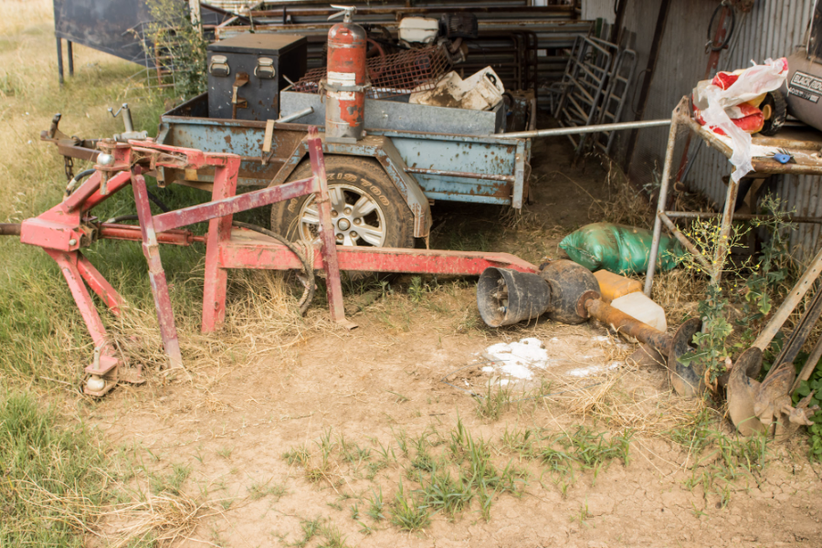 Lot 19 - Superior 3 PL Post hole digger | AuctionsPlus