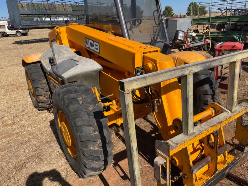 JCB 526-55 | AuctionsPlus