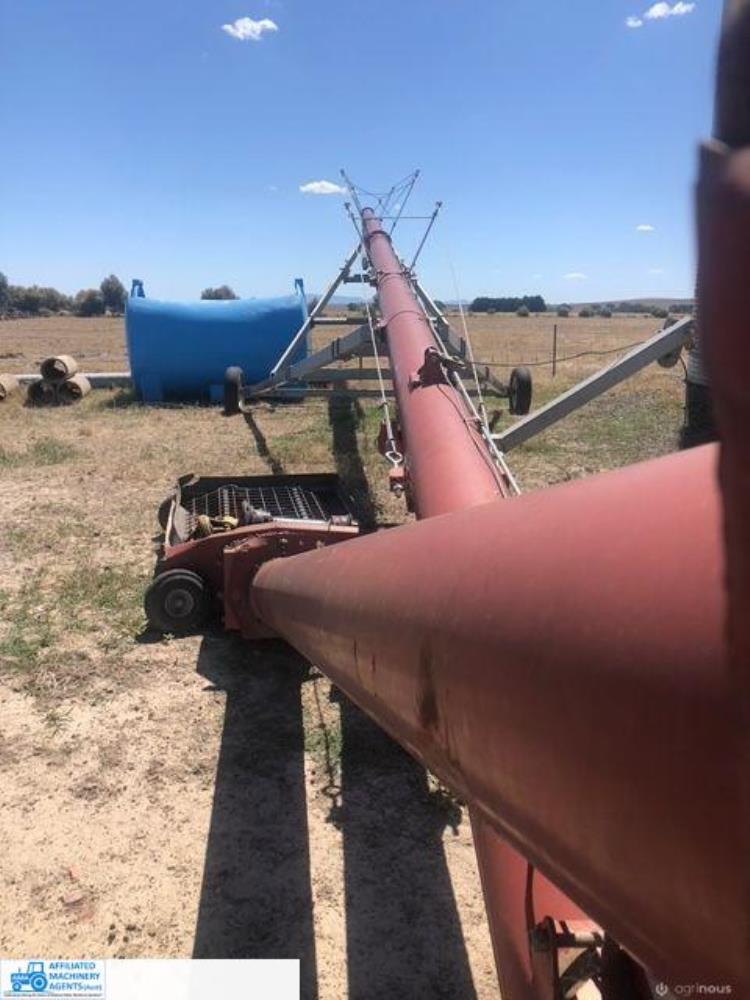 Lot 88 - SAKUNDIAK HD10 - 2200 Auger | AuctionsPlus