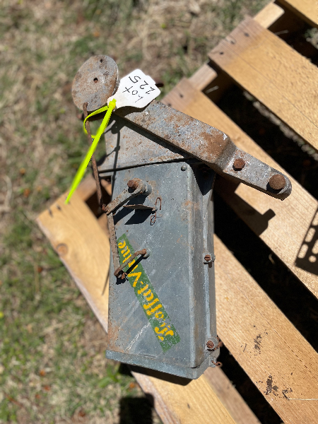 Lot 225 - Moffat Virtue part | AuctionsPlus