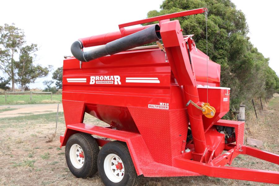 Lot 5 - BROMAR GROUPER/ MULTIFEEDER 50 BAG | AuctionsPlus