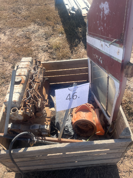 Lot 46 - Inter Acco Truck Door & 6354 Perkins Motor | AuctionsPlus