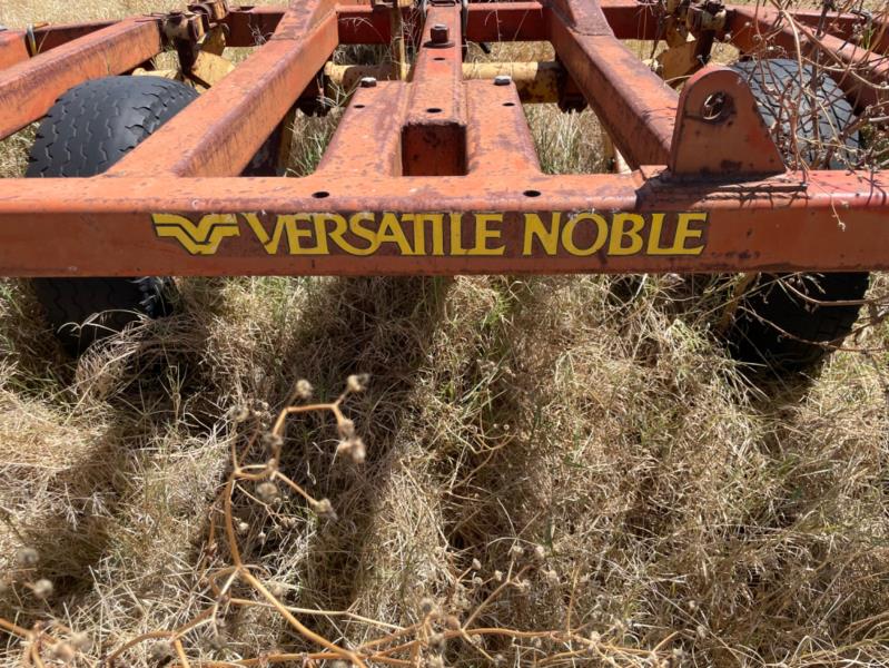 Lot 160 - VERSATILE NOBLE BLADE PLOUGH 3BLADE | AuctionsPlus