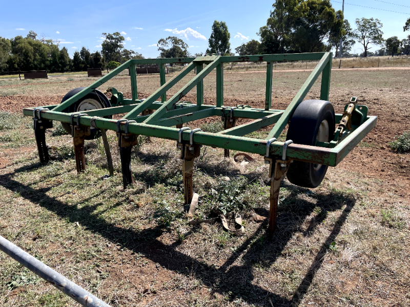 Lot 330 - Gessner 9 Tine Deep Ripper | AuctionsPlus
