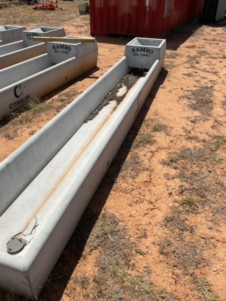 Lot 76 - Corcon Stockcrete Trough | AuctionsPlus