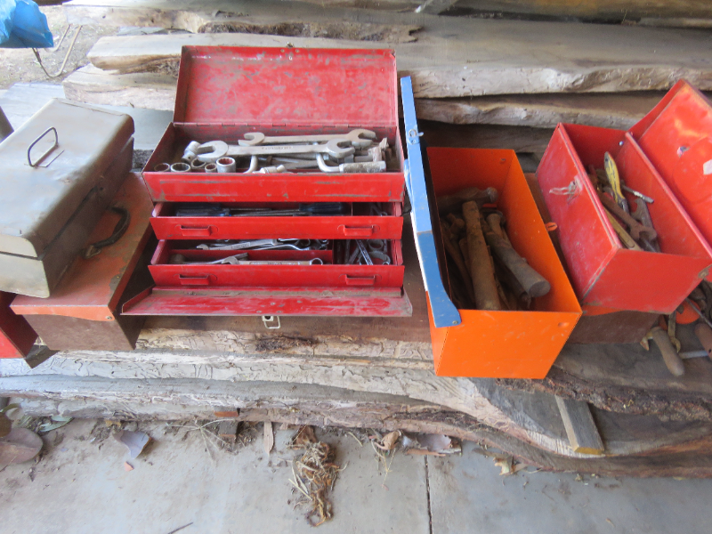 Lot 73 - TOOL BOXES & TOOLS | AuctionsPlus