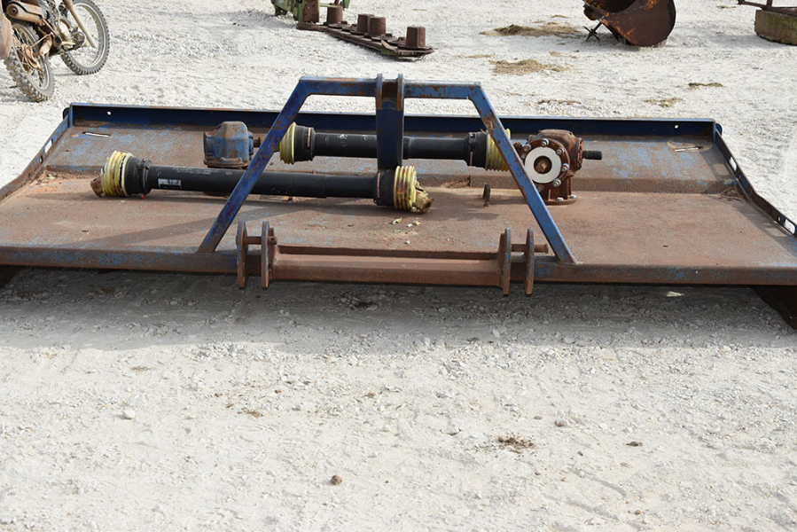 Lot 5 - Chris Grow 10' Slasher | AuctionsPlus