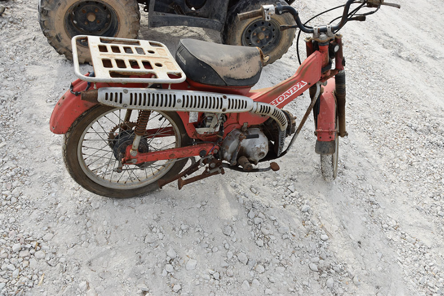 Lot 16 - Honda 110 Postie Bike | AuctionsPlus