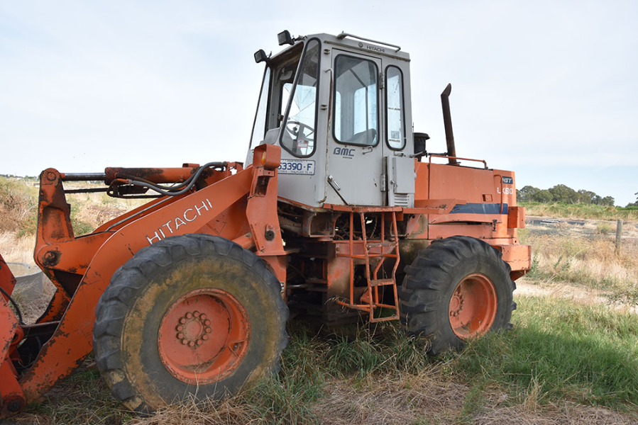 Lot 44 - Hitachi LX80 Industrial Loader | AuctionsPlus