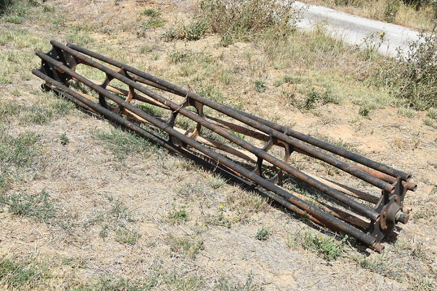 Lot 127 - 3.1m Crumble Roller | AuctionsPlus