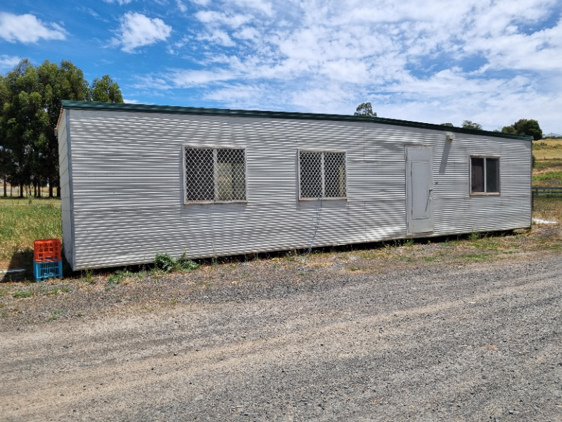 Lot 97 - 40ft Donga | AuctionsPlus