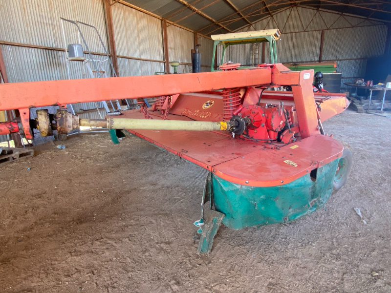 Lot 15 - Taarup Mower/Conditioner | AuctionsPlus