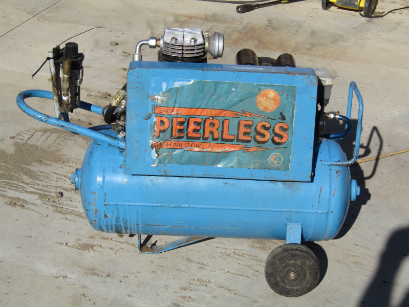 Lot 40 - Peerless Air Compressor | AuctionsPlus