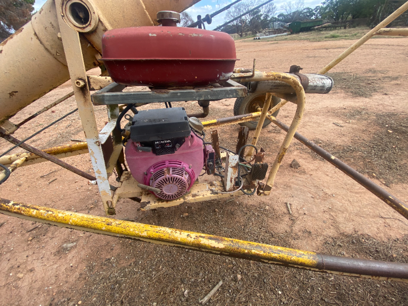 Lot 44 - Mobilco Auger | AuctionsPlus