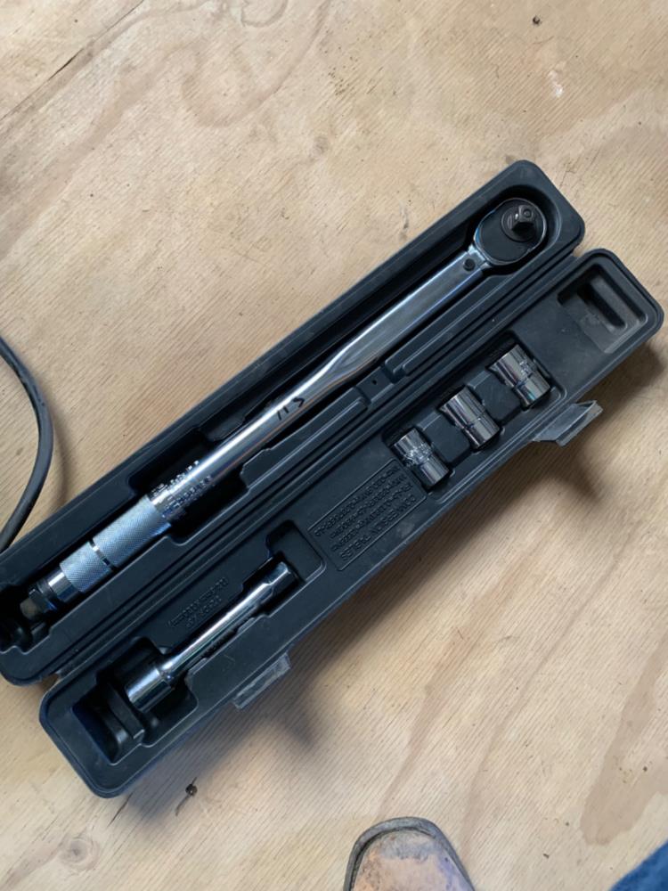 Lot 113 - Tension wrench | AuctionsPlus